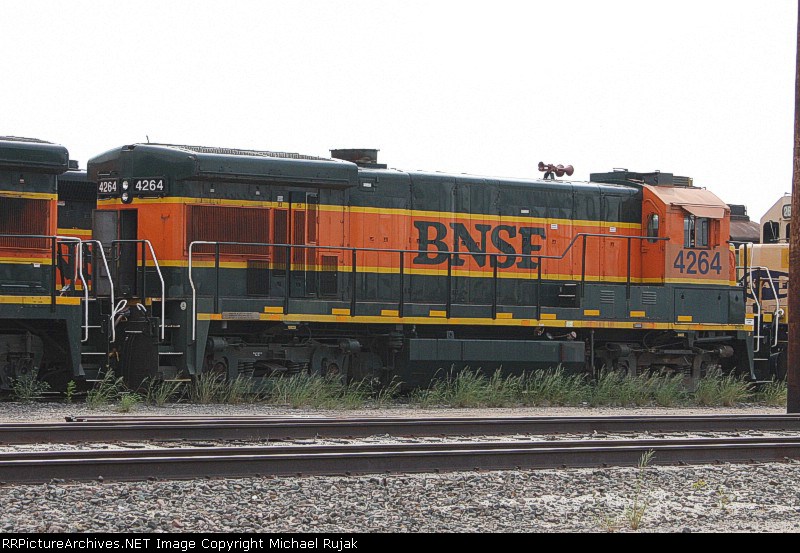 BNSF 4264